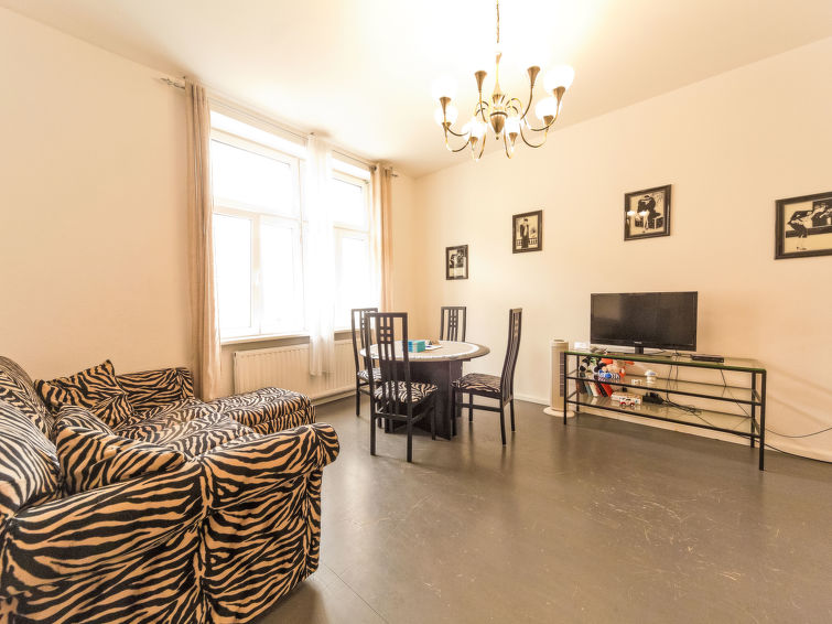 Große Ferienwohnung In Fünfhaus Mit Garten - Wien