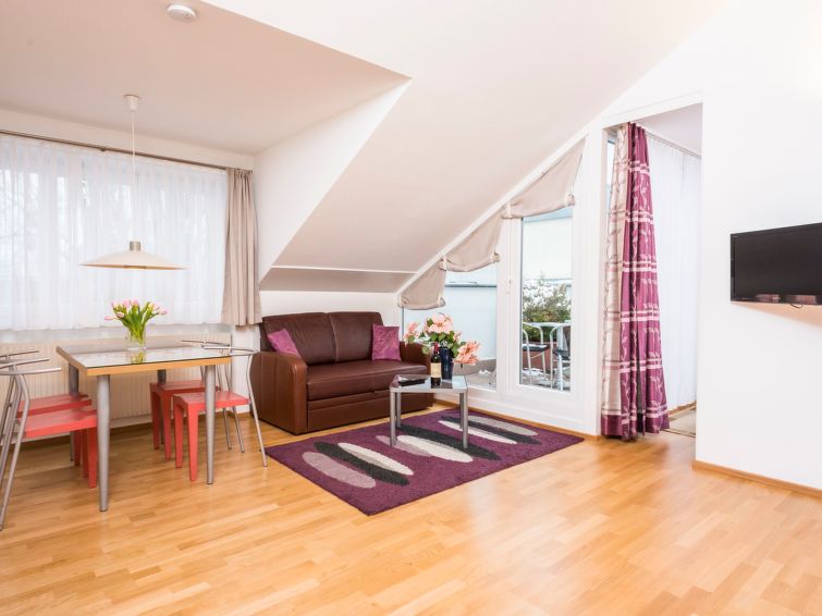 In Dornbach Mit Privater Terrasse - Vienne