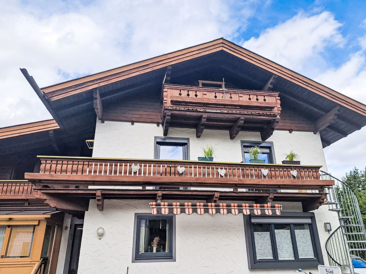 Lilly - Saalfelden