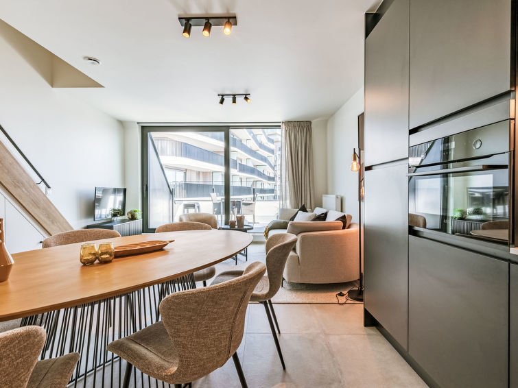 Bel Air With Parking And Balcony - Ostende