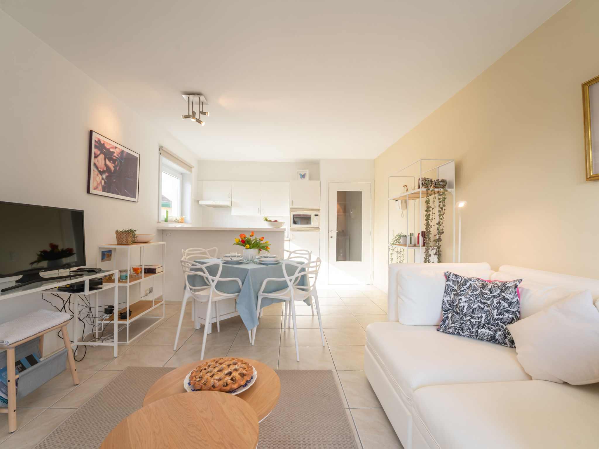 Appartment With Beach Cabine And Parking - Belgium