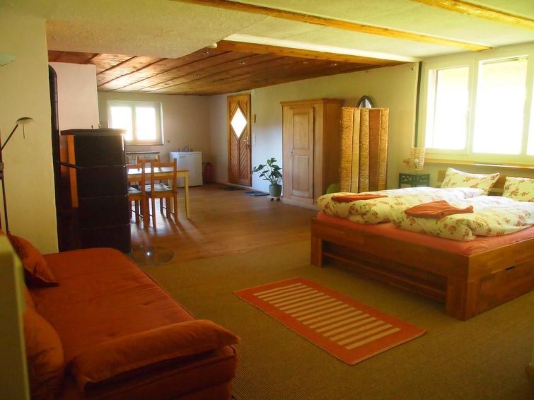 Hübsche 2-zimmer-wohnung In Umgebauten Bauernhau - Kanton Jura
