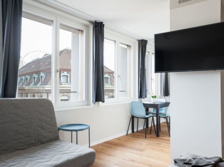 Bs Picasso Iii - Marktplatz Hitrental Apartment - Basel