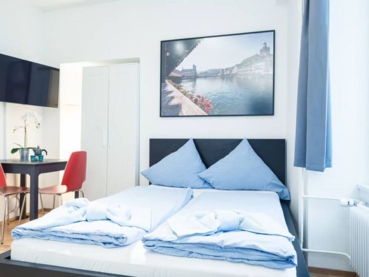 Lu Pluto L - Old Town Hitrental Apartment - Lucerne