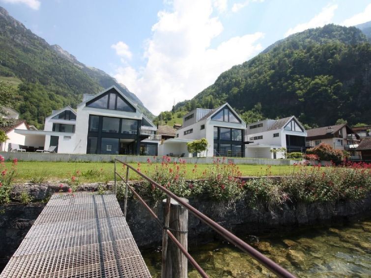Villa Am See 1 / Beach House - Canton of Uri