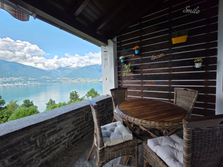 Casa Melitta' Ferien Mit Schönem Seeblick - Minusio