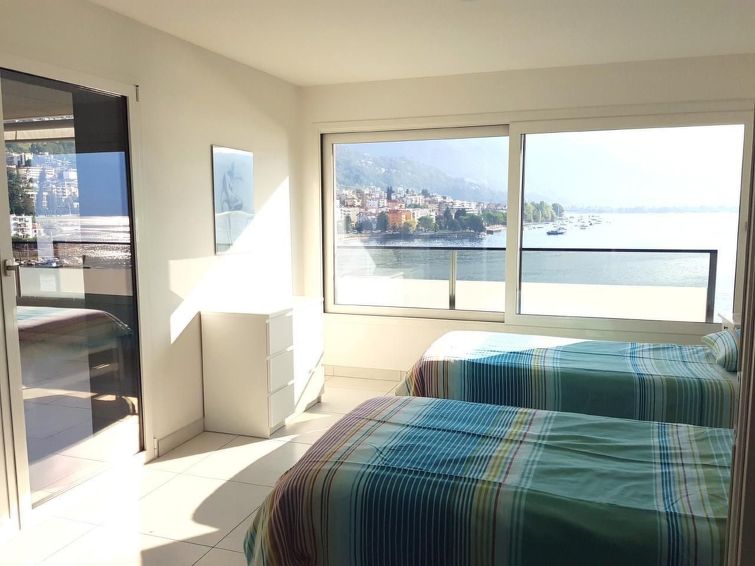 Modern Lake Suite Apt. 605 - Locarno