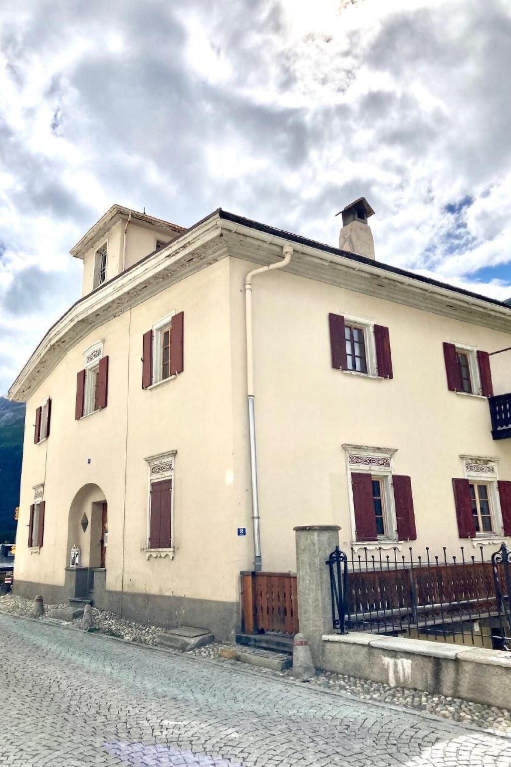 Chesa Alb Sco'l Floc - Madulain