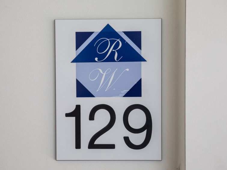 Ferienwohnungen Resort Walensee 129 & 130, (Unterterzen), - Amden
