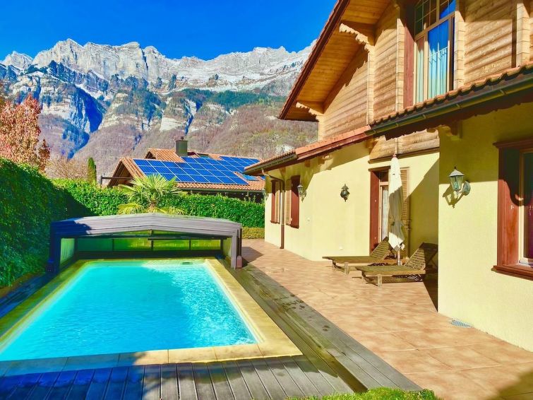 Chalet "Doodle's Chalet" Mit Sauna - Switzerland