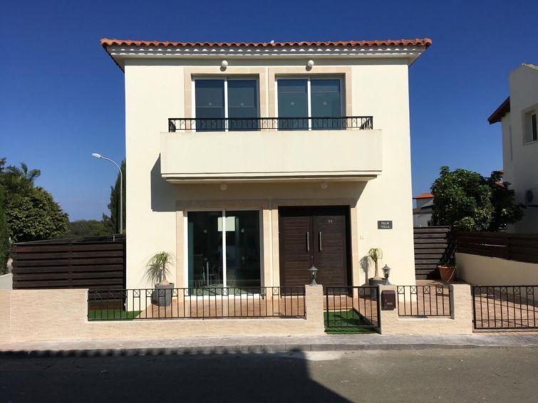 "Palmenvilla" Mit Privatem Balkon - Cyprus