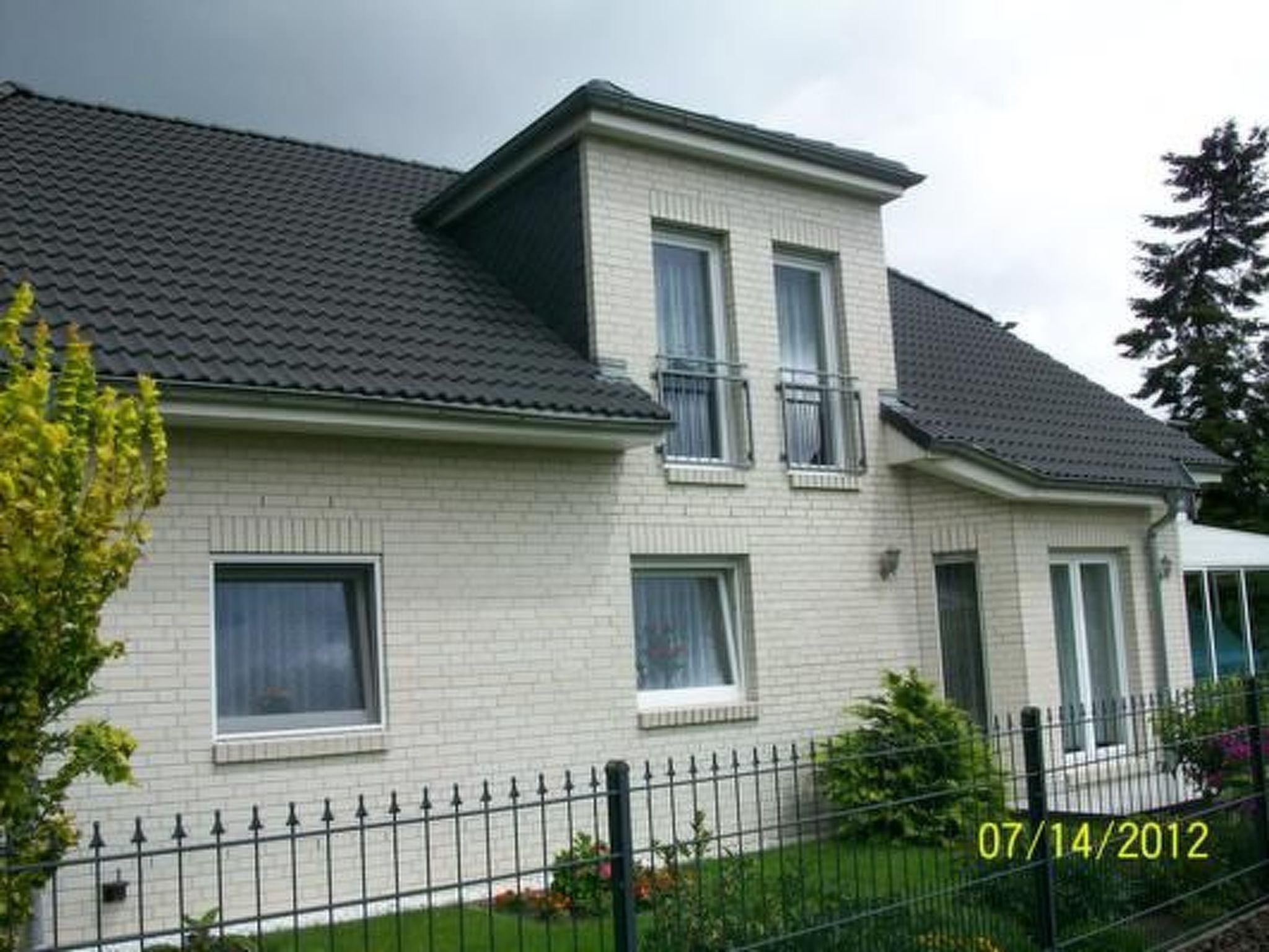 Schöne Ferienwohnung In Alt-marzahn - Berlin