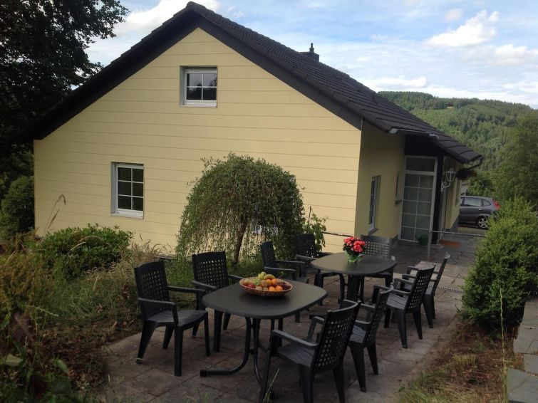 Großes, Modernes Ferienhaus Mit Terrasse - Monschau