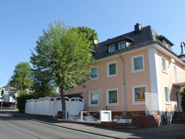 Modernes Ferienhaus In Daun - Daun