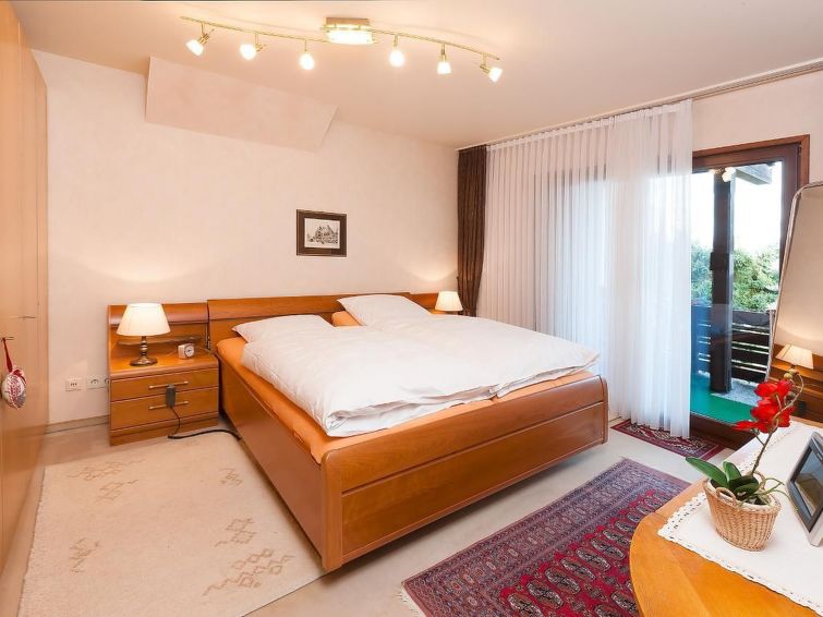 In Starkenburg Im Isartaler Landhaus - Enkirch
