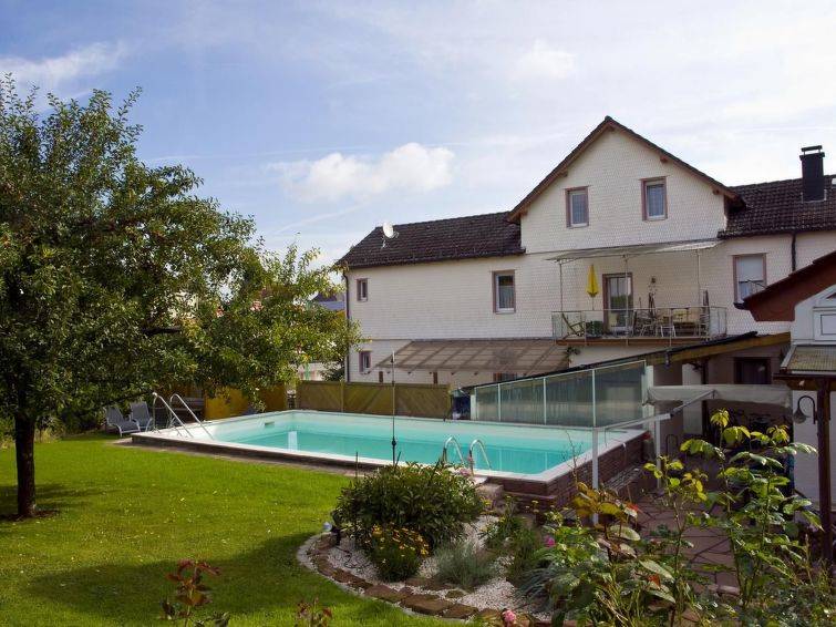 Mit Pool Und üBerdachtem Balkon - Eberbach