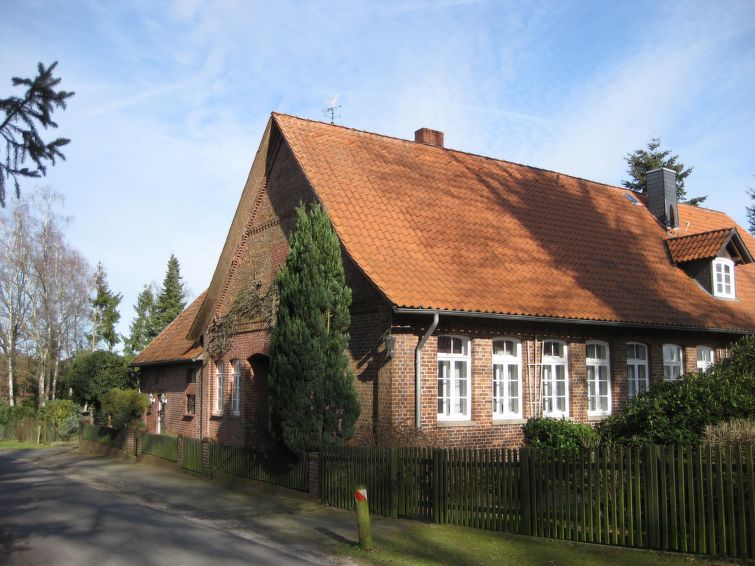 In Ehemaliger Dorfschule Am Dorfrand - Bergen