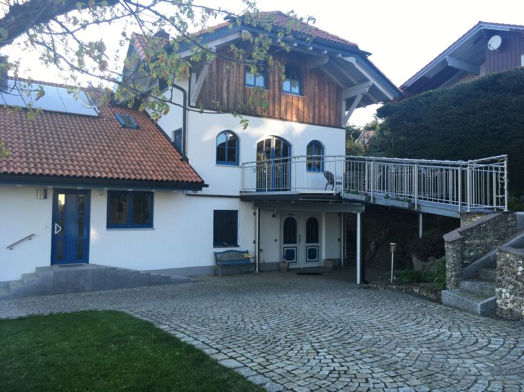  - Neureichenau