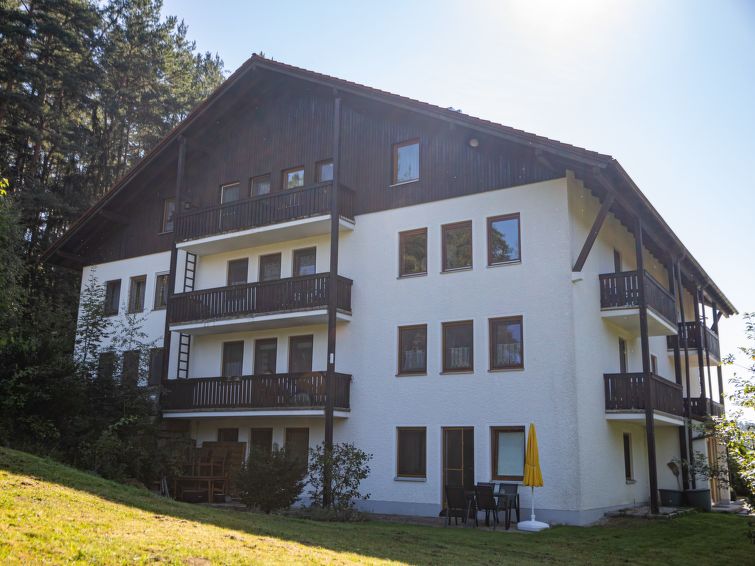 Mit Zwei Schlafzimmern Und Terrasse - Kirchenlamitz