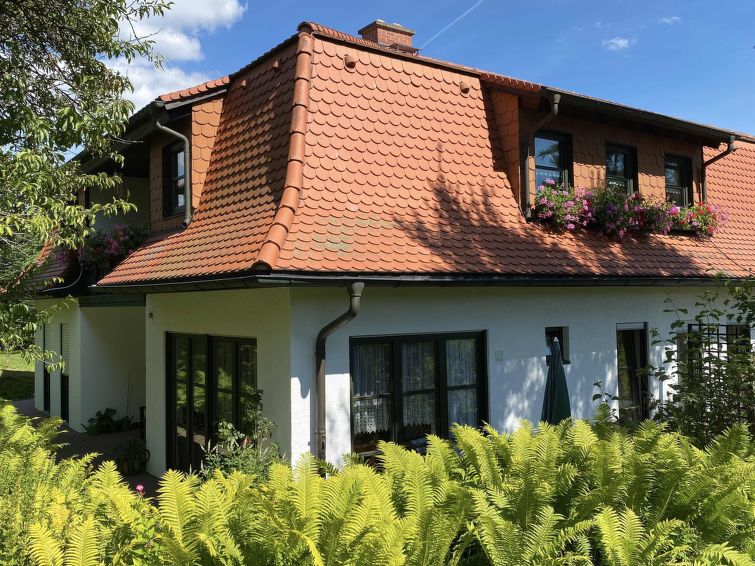 Appartement In Bad Elster Mit Grill, Garten Und Terrasse - Bad Elster