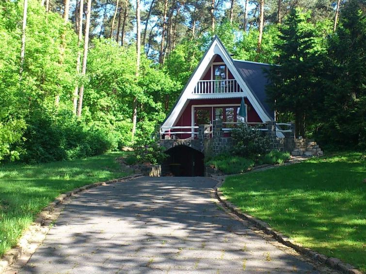 In Ruhiger Lage Am Waldrand Mit Terrasse Und Großem Grundstück - Zerbst/Anhalt