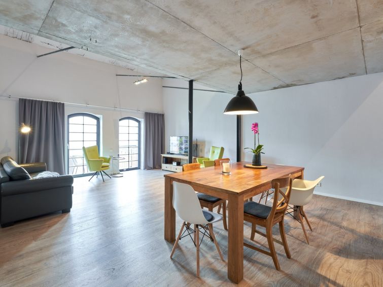 Appartement In Brandenburg An Der Havel Mit Terrasse, Garten Und Grill - Brandenburg an der Havel