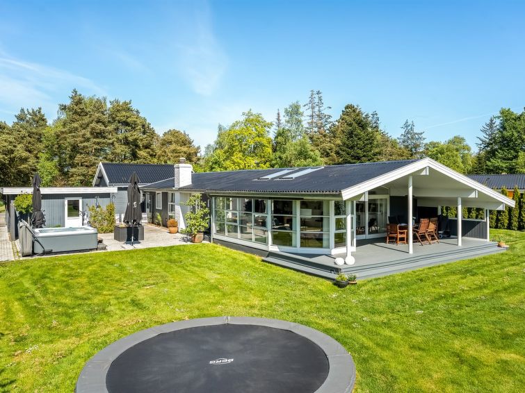 "Timao" - 750m From The Sea - Ostsee