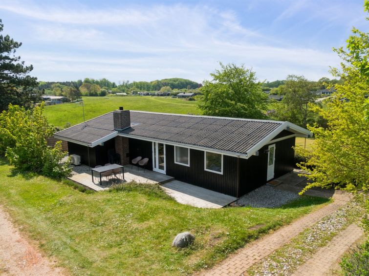 "Arho" - 75m From The Sea - Ostsee