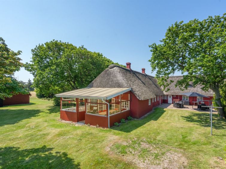 "Edelgard" - 4.5km From The Sea - Mer du Nord
