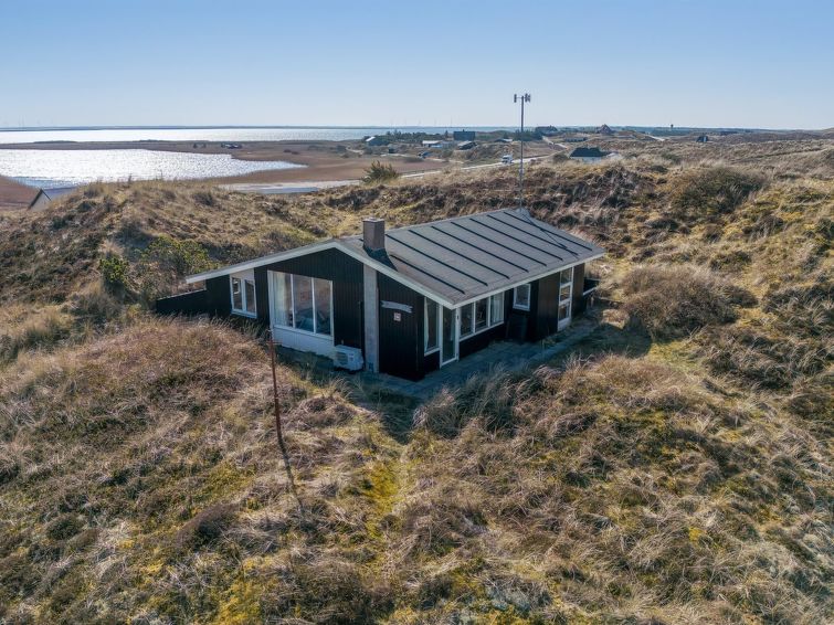 "Vina" - 200m To The Inlet - Hvide Sande