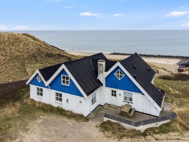 "Hillegonde" - 84m From The Sea - Hirtshals