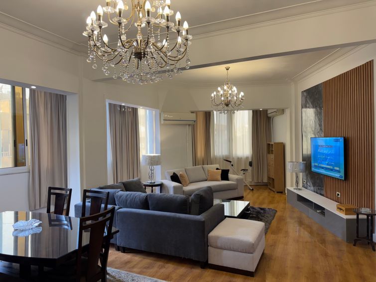 "Classic Style Apart". - Le Caire