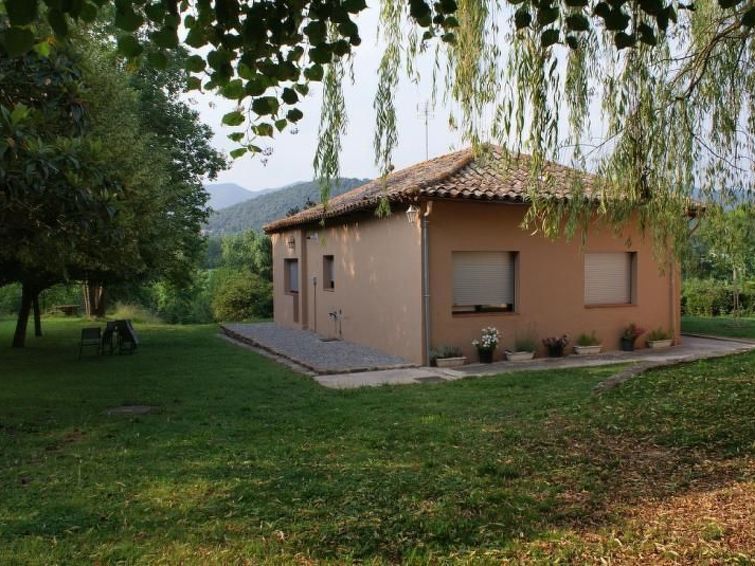 Kleiner Bungalow Mit Zwei Schlafzimmern. - Olot