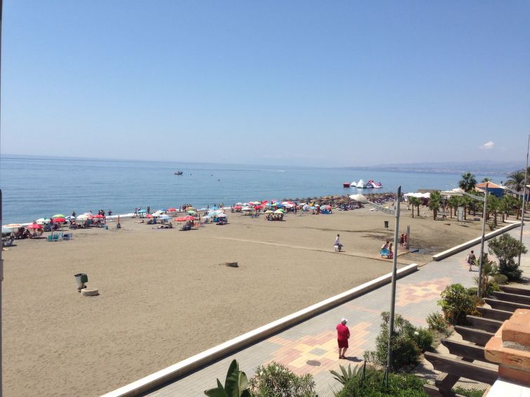 Mit Blick Auf Das Wasser - Torrox Costa