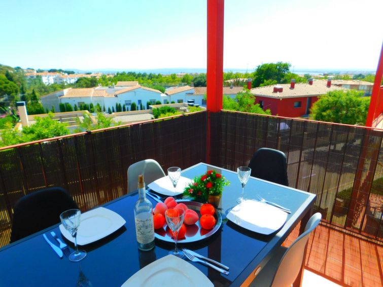 Wohnung Mit 2 Schlafzimmern, Schwimmbad Und Parkplatz In Mas Oliva, Roses - Roses
