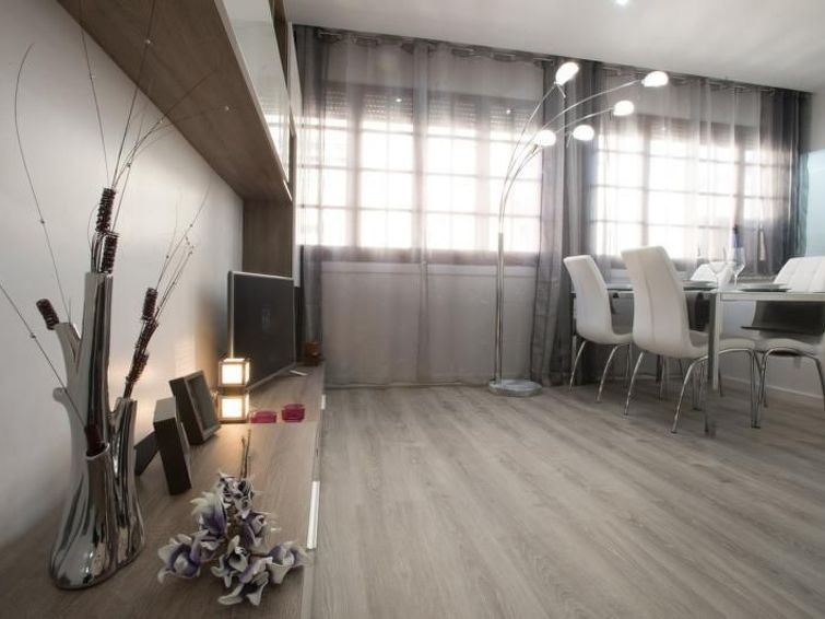Wohnung Mit Privatparkplatz - Barcelona
