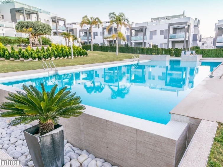 "Sunny Villa" Mit Schwimmbad - Villamartin