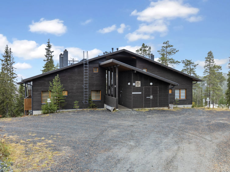 Karhunvartijanmaja D4 - Ruka