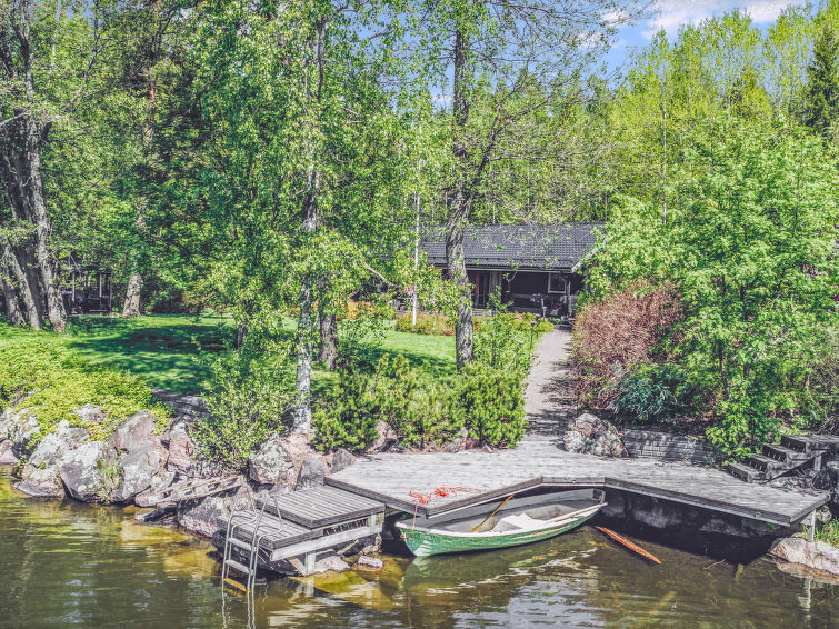 Villa Struka - Pyhtään kirkonkylä