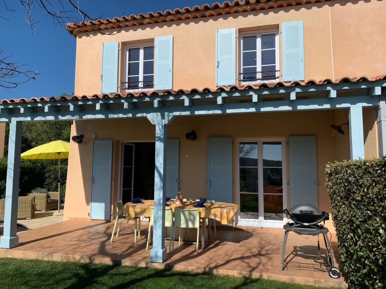 Mit Garten, Grill Und Terrasse - Les Issambres