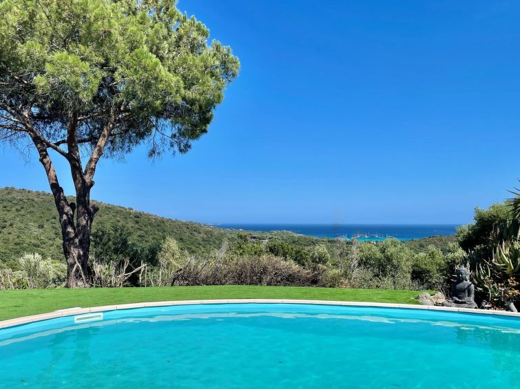 Ferienvilla "Azura" Mit Eigenem Pool - Figari