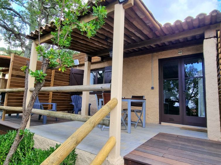 Ruhe Und Entspannung Inmitten Der Macchia - Figari