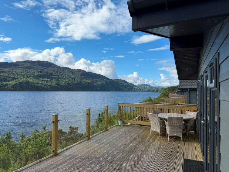 Loch Ness Hamptons Lodge - Loch Ness