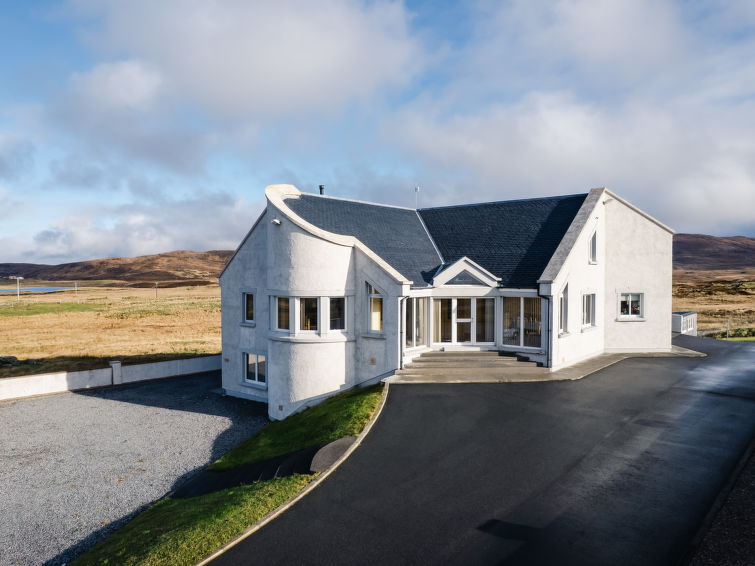Benderloch House & Frobost Lodge - Skye