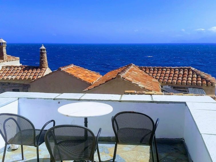 "3brtraditionelles Haus" Im Schloss - Greece