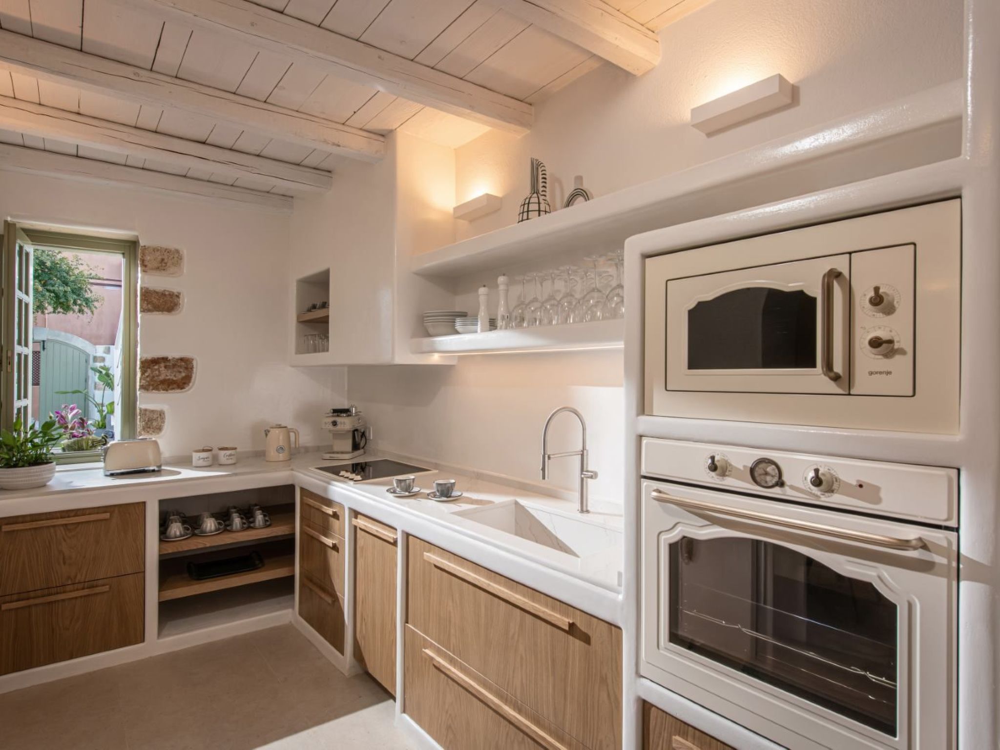 Mint Villa "By Checkin" - Koutouloufari