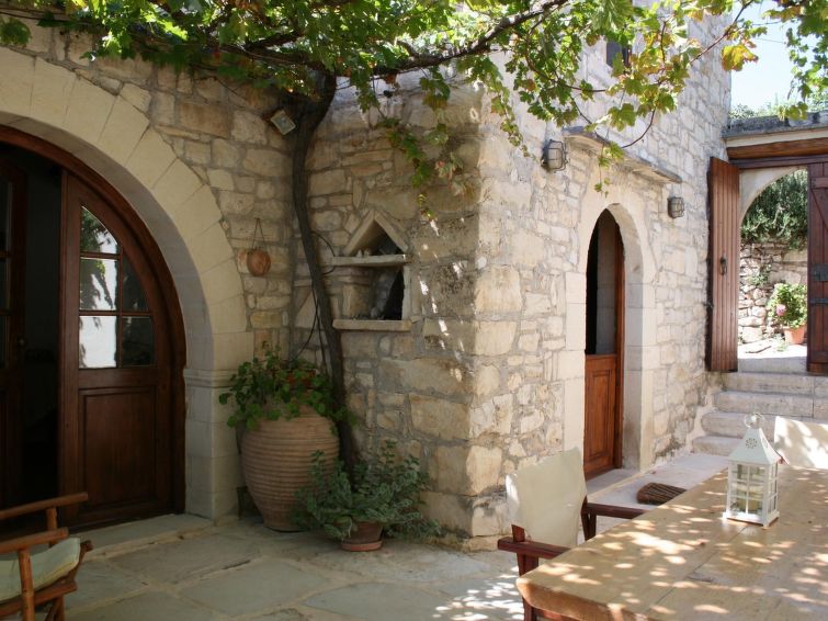 In Douliana Mit Großem Balkon - Kea