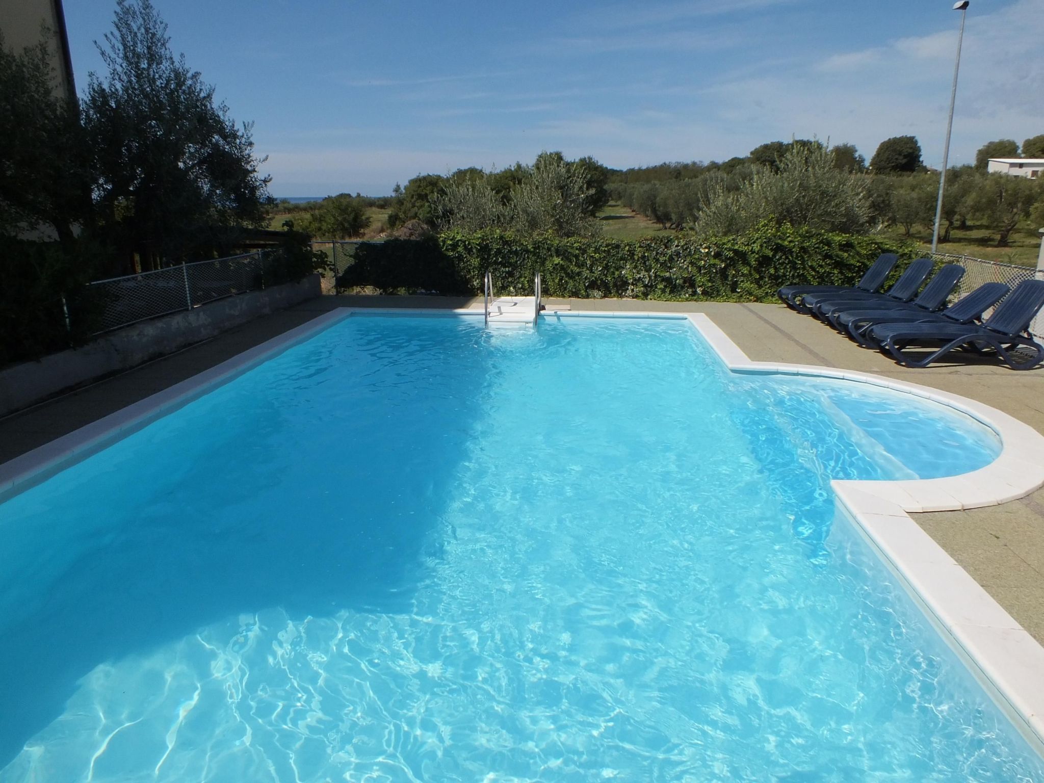 "Lavanda" Mit Blick Auf Das Wasser - Salvore