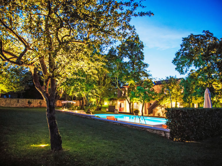 Luxusvilla Mit Garten Und Pool Sowie Herrlicher Aussicht - Pazin