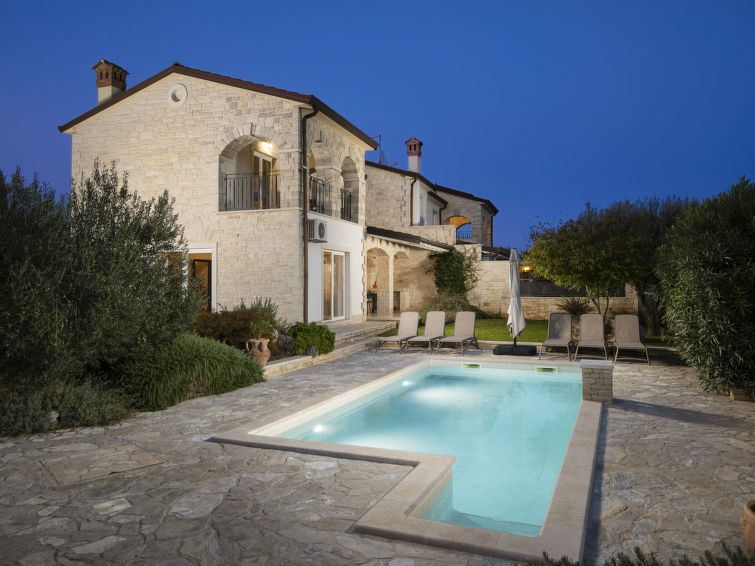 Villa Mason Mit Beheiztem Pool Und Mini-wellness - Rovinj
